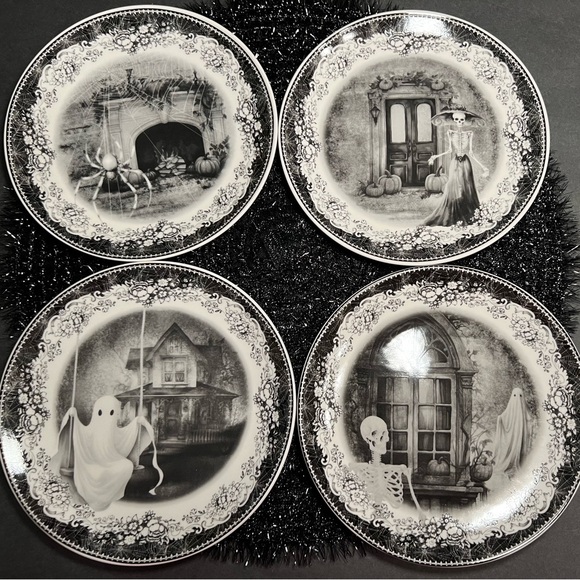 eaton fine dining | Holiday | Set Of 4 Halloween Spooky House Fine ...